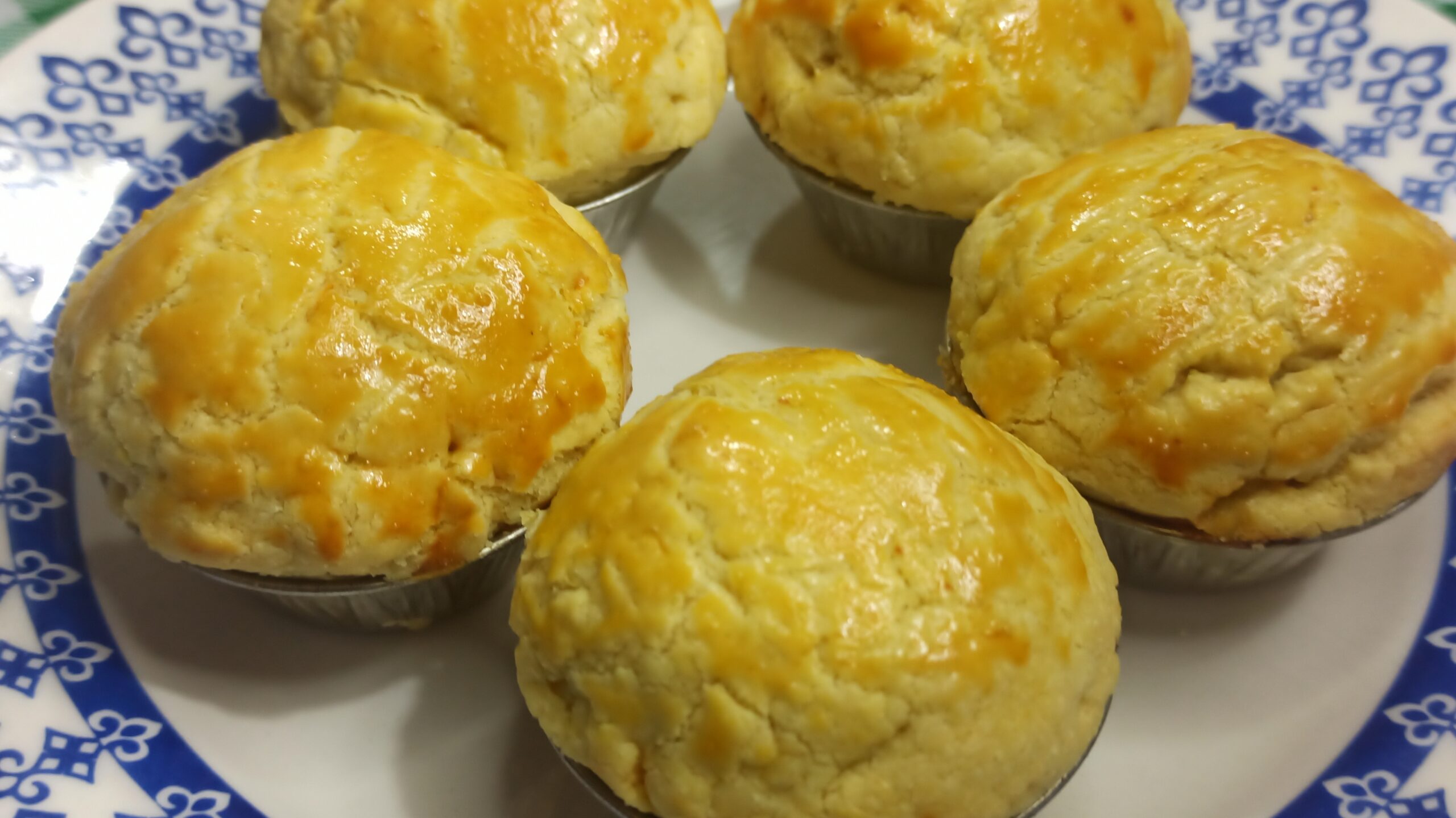 Empadinha de frango com catupiry - Receitas do Rei